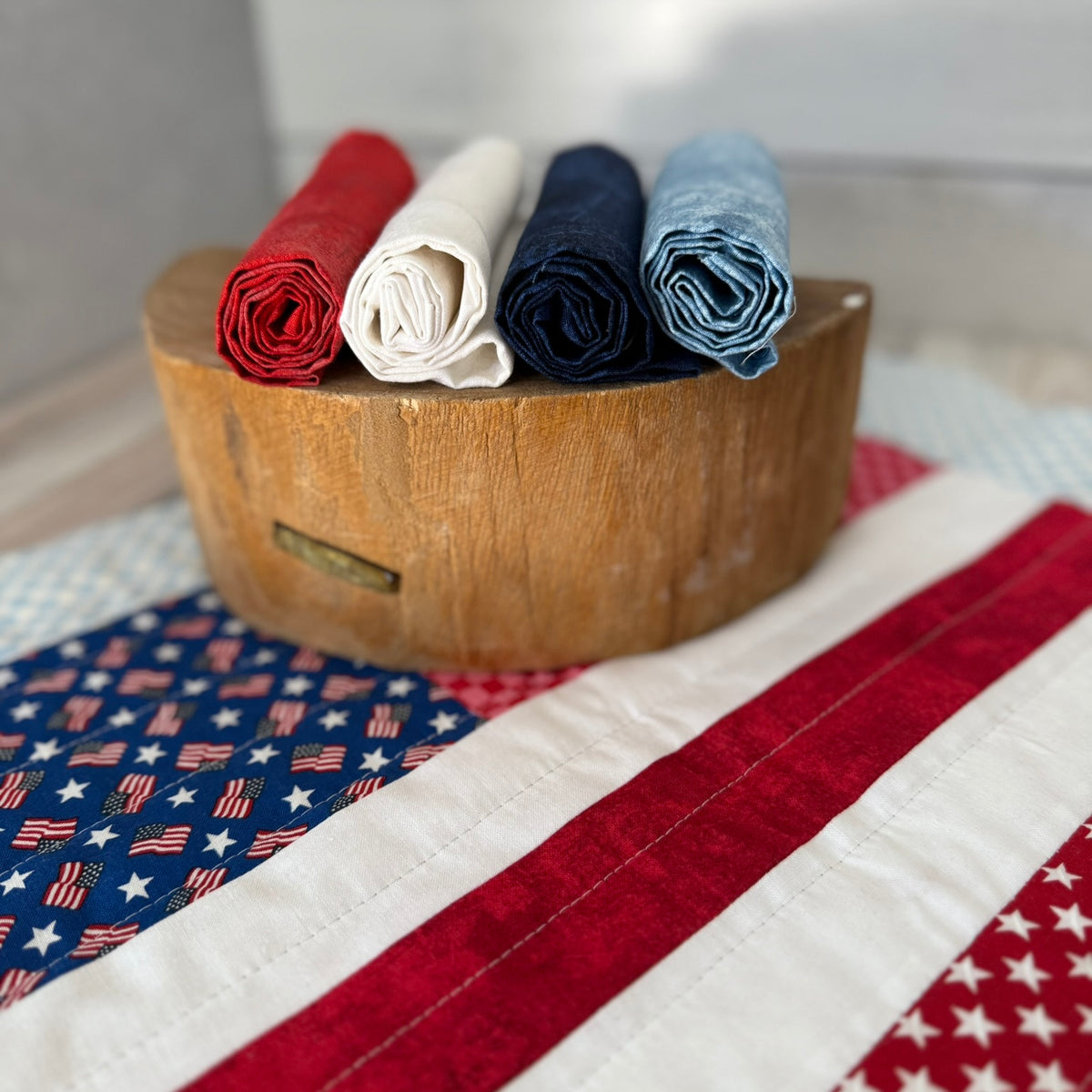 Patriotic Firework Fat Quarter Bundle – Threaded Lines